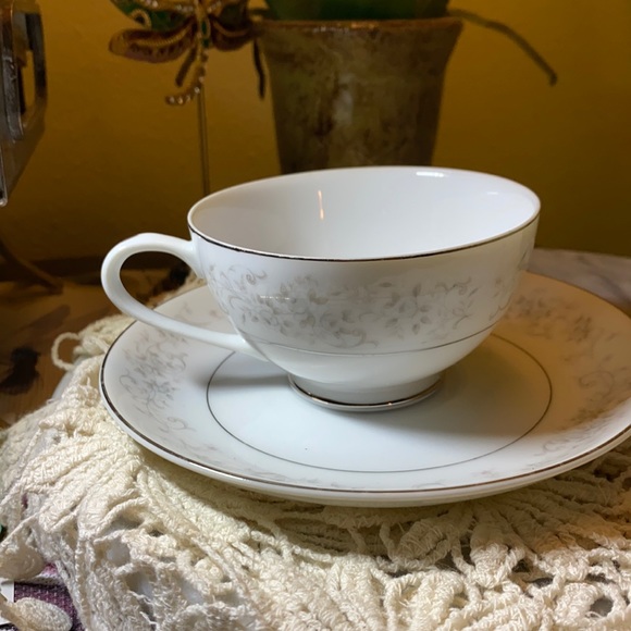 Camelot Carousel 1315 | Art | Vintage Camelot Tea Cup And Saucer | Poshmark